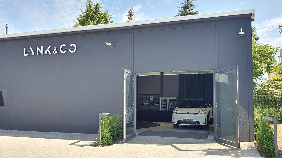 Hedtke startet Lynk & Co-Showroom