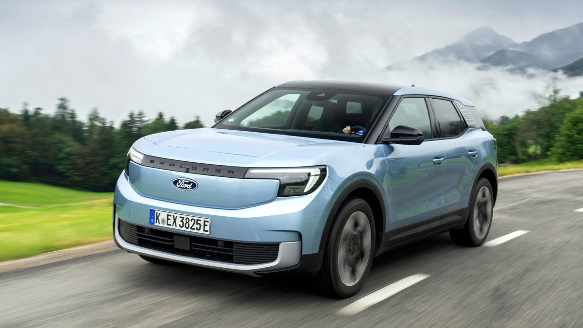 Ford Explorer RWD Extended Range