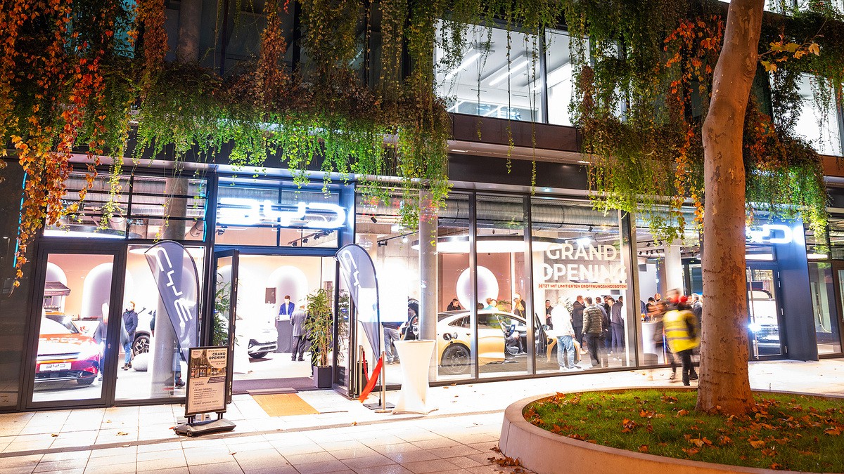 BYD Pioneer Store Stuttgart - Grand Opening