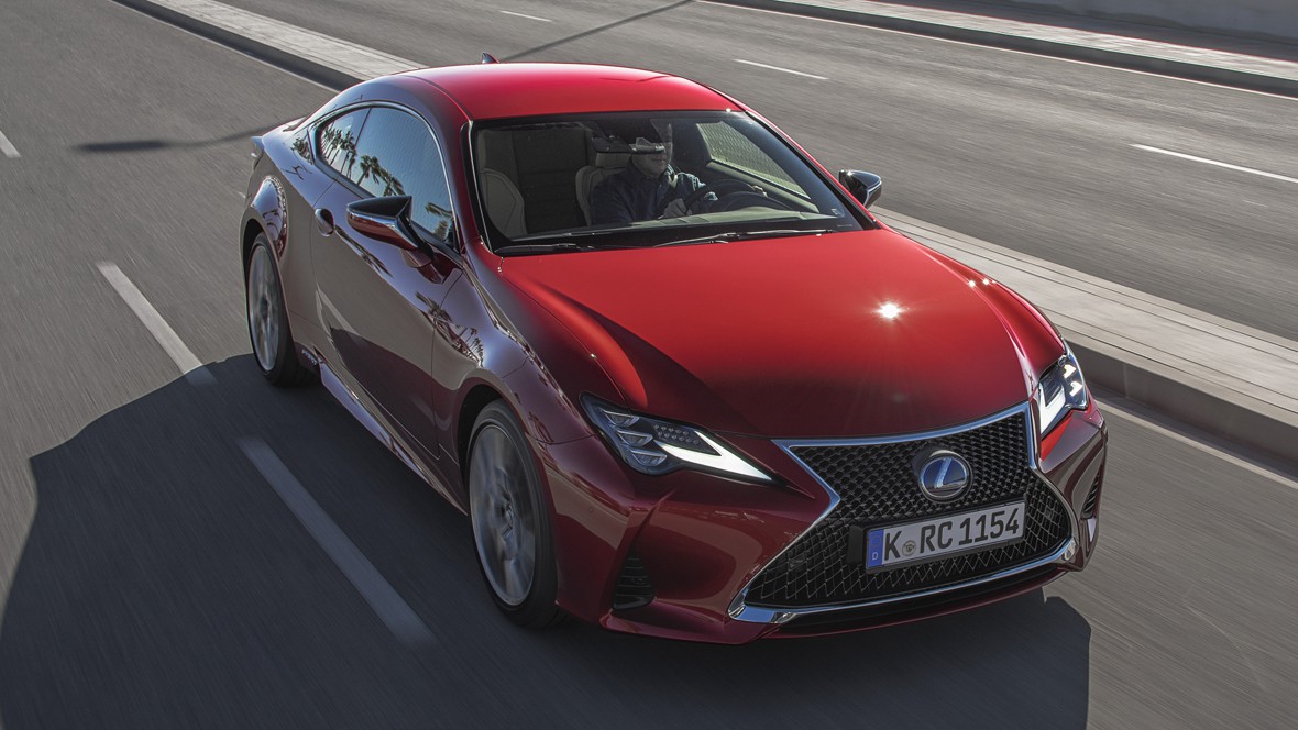 Lexus RC 300h (2020)